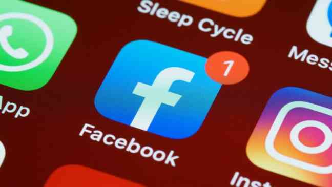 Facebook offers YouTube, TikTok & Instagram creators guaranteed money ...